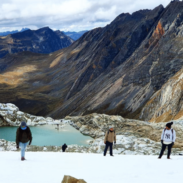 El Nevado Raura: La Montaña Glaciar Más Accesible Desde Lima